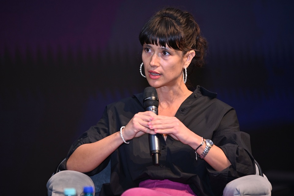 Ioana Botezatu, Societe Generale Global Solution Centre ...